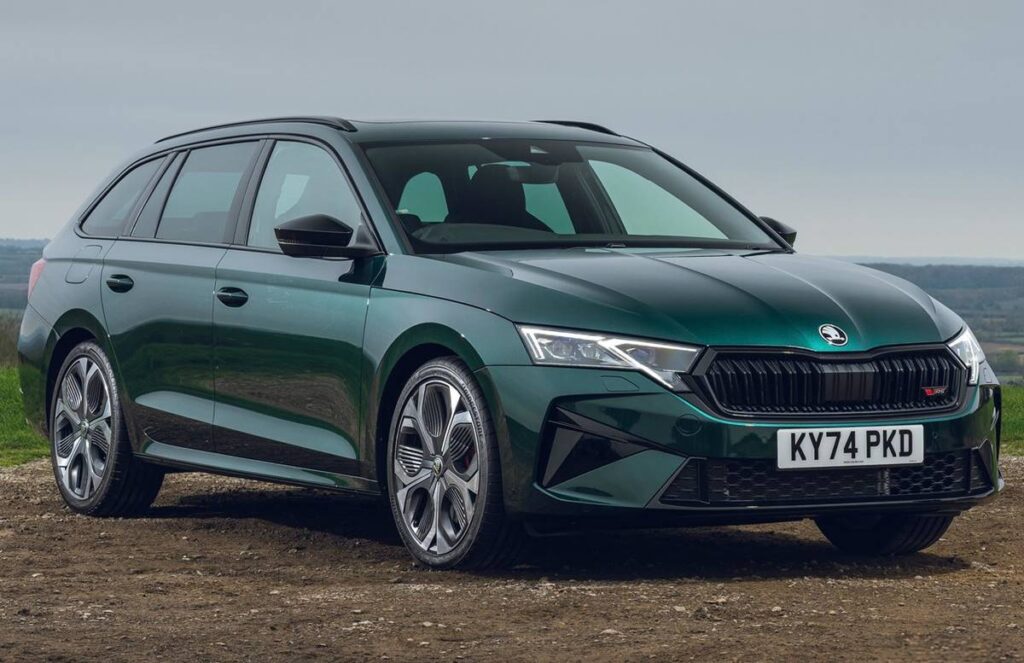 Skoda Octavia vRs Estate 2025 - Uma perua sleeper - Encontracarros