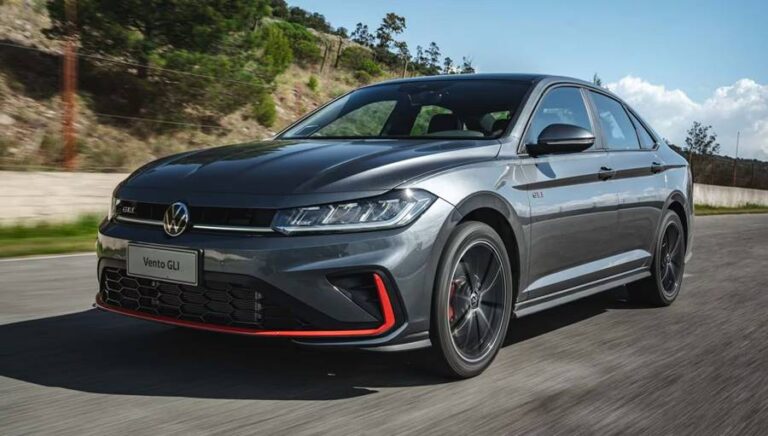 Conheça o Novo Jetta GLI 2025 que chegará ao Brasil no primeiro ...