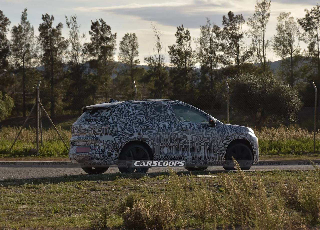VW ID Cross 2027 - Versão elétrica do T-Cross começa os testes na ...